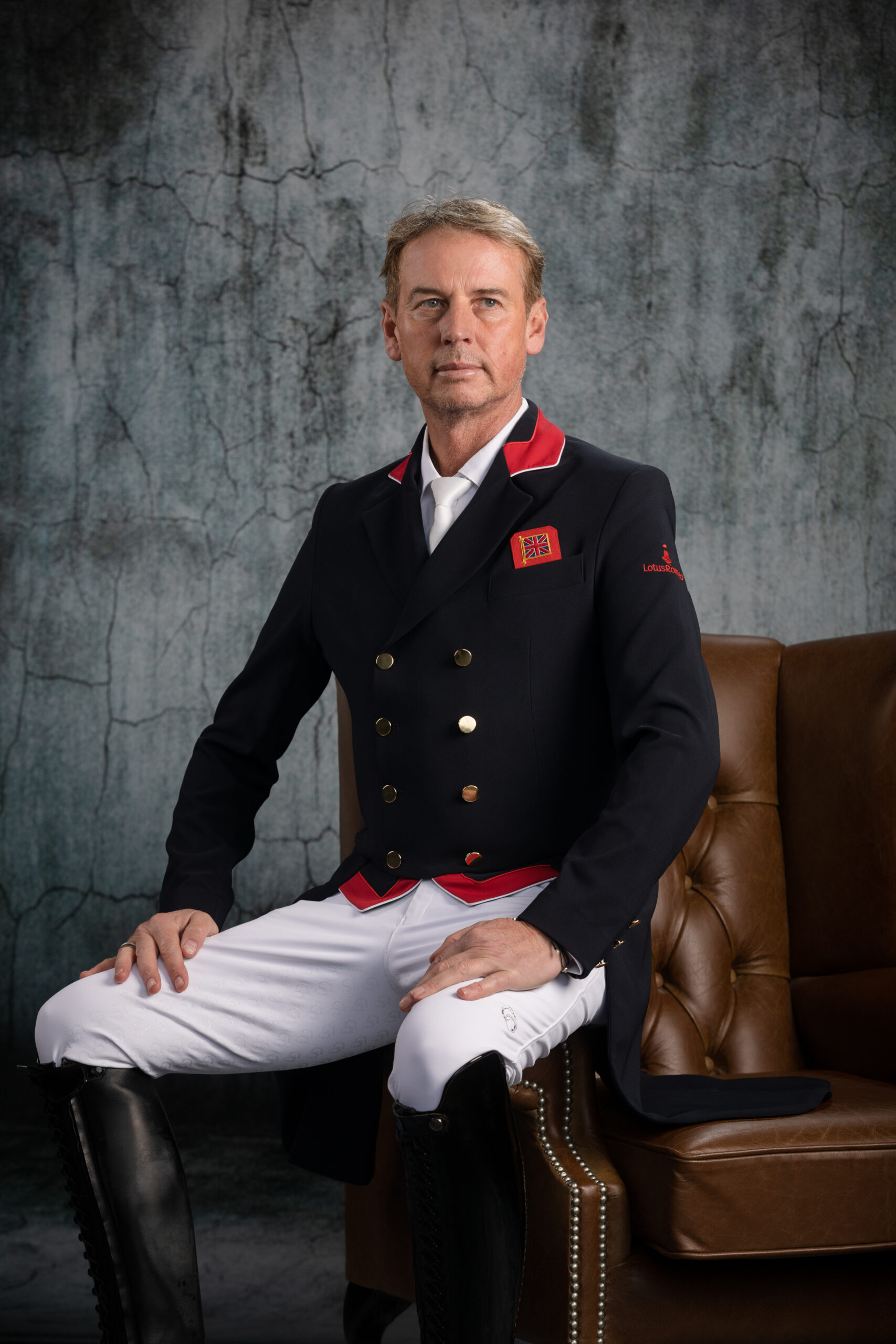 Book A Lotus Romeo Fitting - The Centre Line